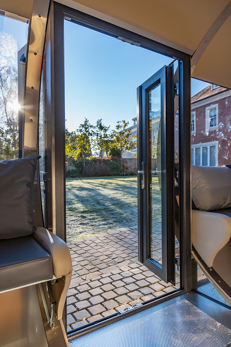 Rotating Pod Extra Large Ovalhouse Garden Pod